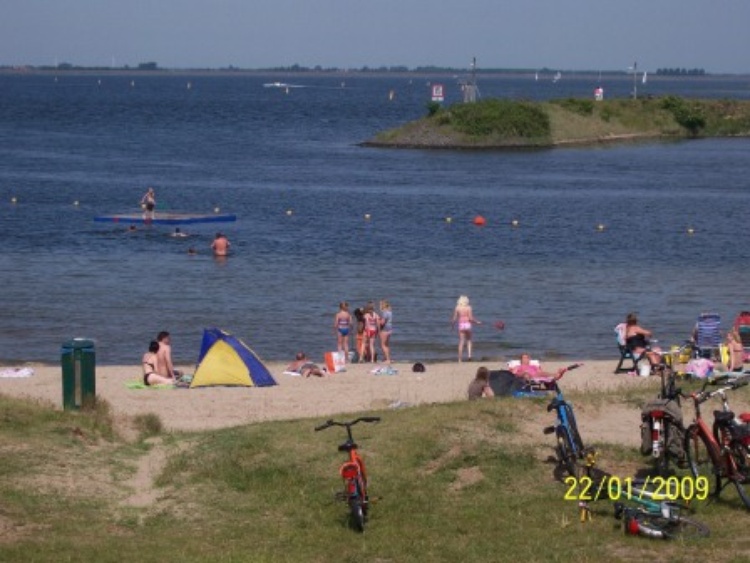 Ferienhaus Bruinisse, Zeeland Ferienhaus im Aqua Delta Park Bruinisse ...
