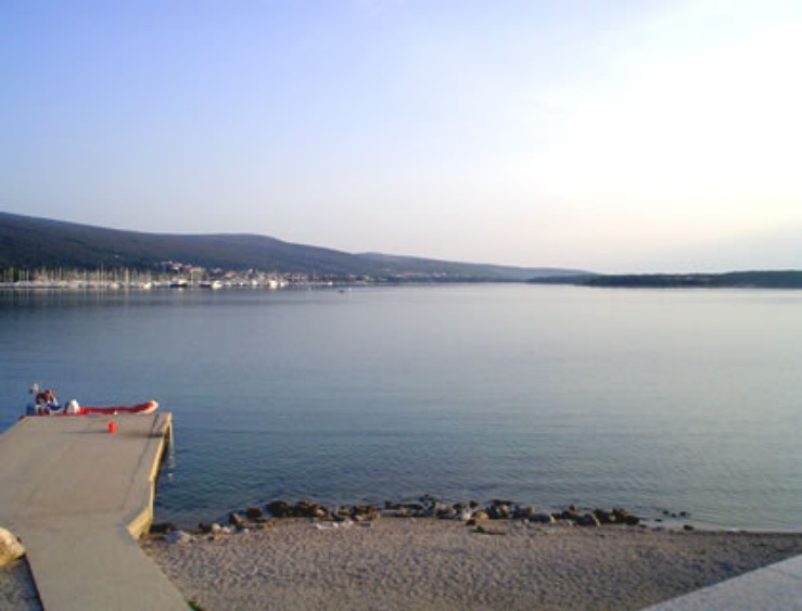 Appartment Kornic, Insel Krk Apartmenthaus Kornic Ferienwohnung ...
